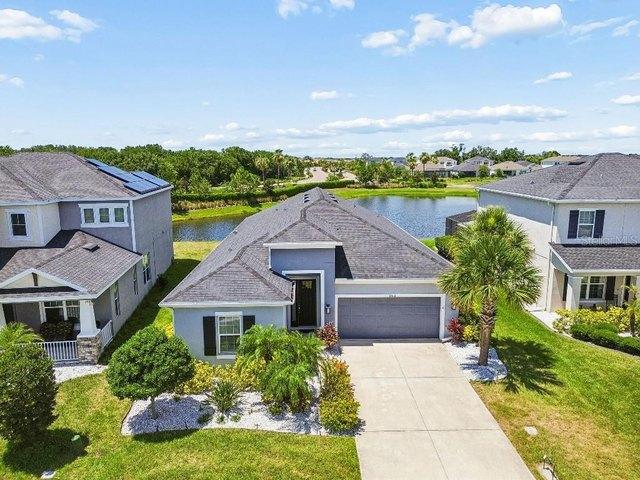 10531 Piedra Dr, Palmetto, FL 34221