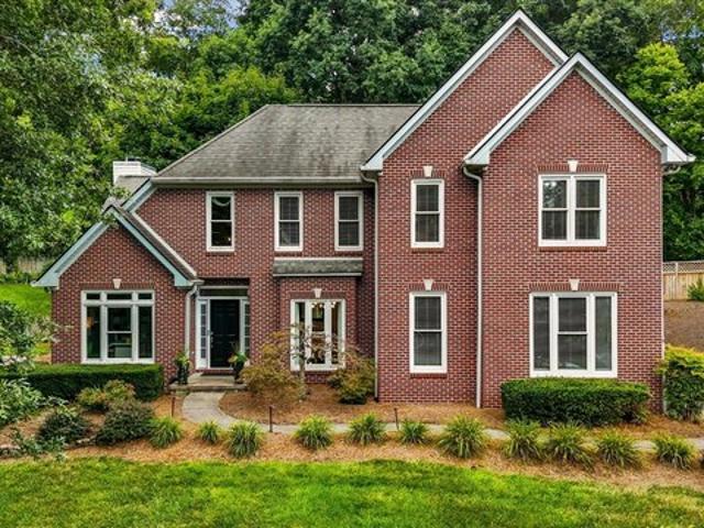 10534 Aspen Ridge Ln, Knoxville, TN 37932