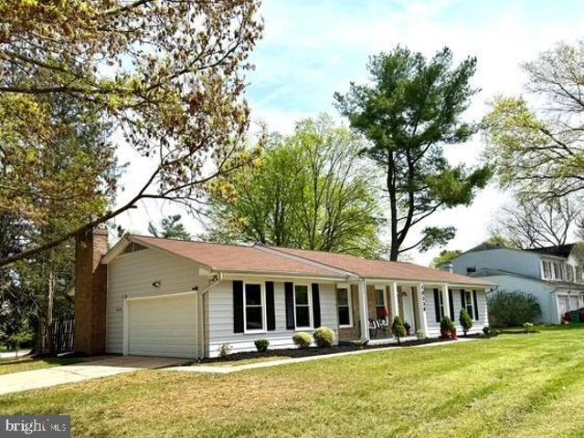10538 Green Mountain Cir, Columbia, MD 21044 | MLS #MDHW2067 | Compass