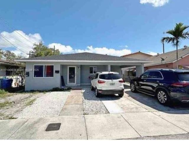 1053 NW 34th Ave, Miami, FL 33125