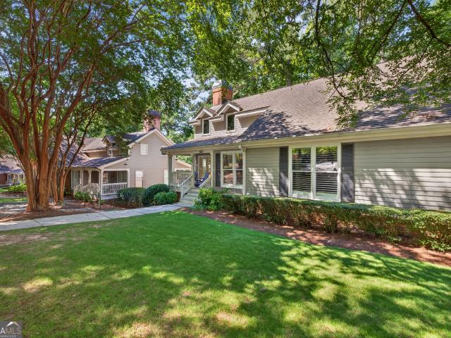 1053 Clubhouse Lane