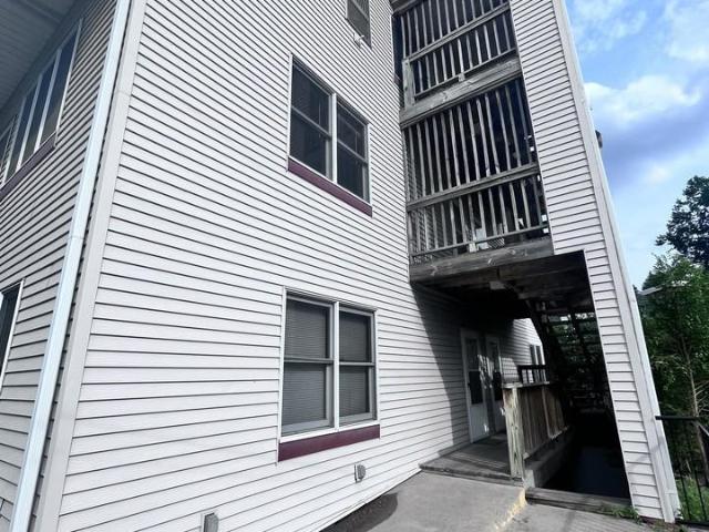 1053 Cromwell Avenue 1 Bedroom Apartment for Rent at 1053 Cromwell Ave, St. Paul, MN 55114 St. Anthony