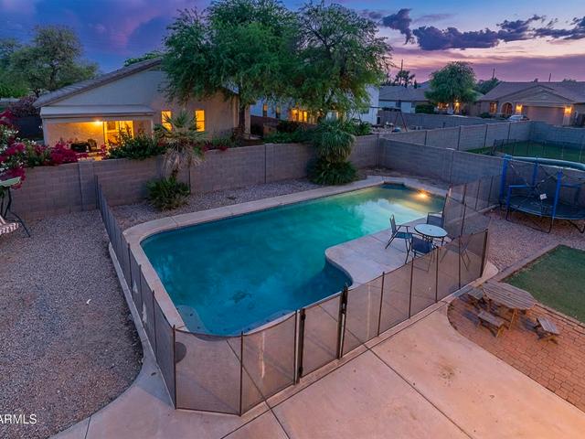 1053 e harvest road