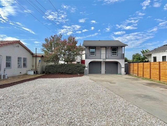 1053 W 15th St, San Bernardino, CA 92411