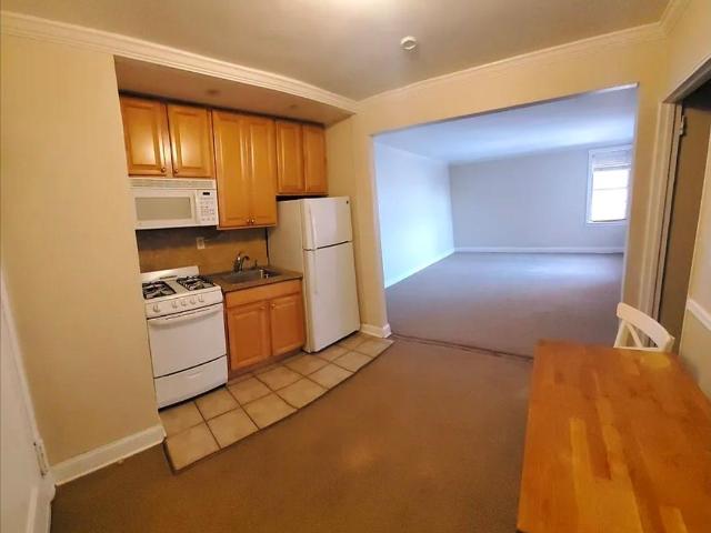 105 3 th Avenue 3C