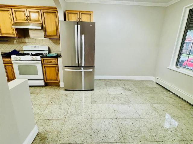 105 07 st Road 1st fl