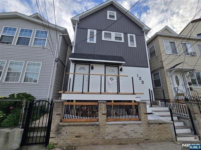 105 10th St, Passaic, NJ 07055