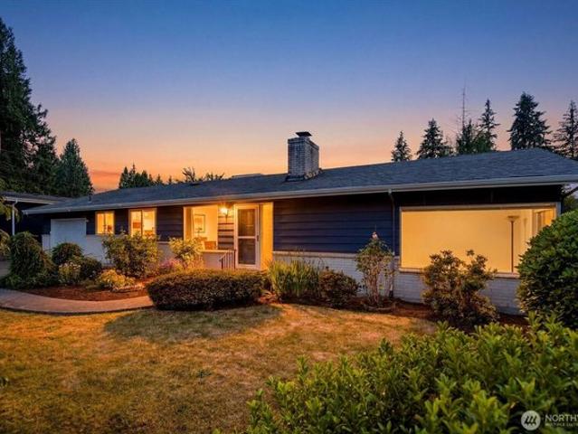105 161st St SE, Bothell, WA 98012