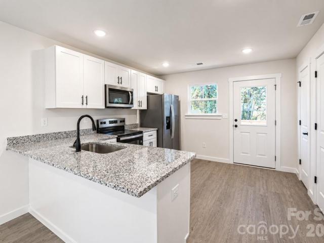 105 1 th Avenue Drive SE # 1