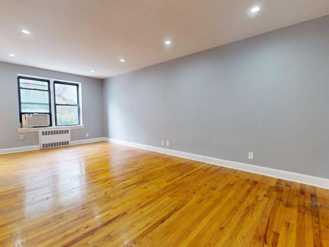 105 2 th Avenue 2B