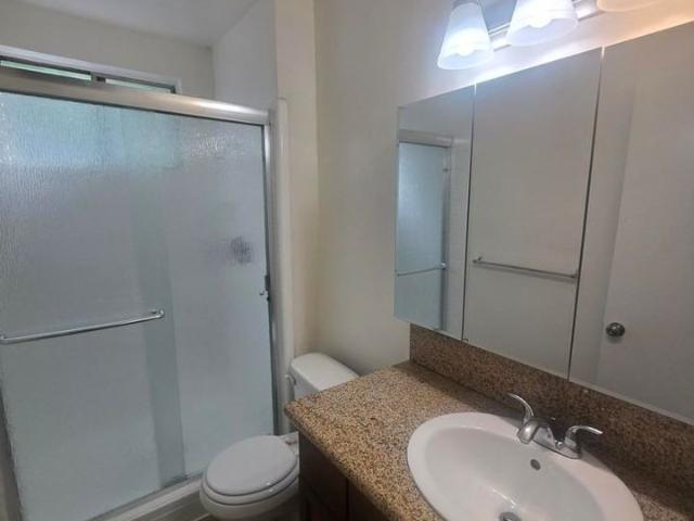 #105 2 Bedroom Apartment for Rent at 614 W Stocker St, Glendale, CA 91202 Glenwood