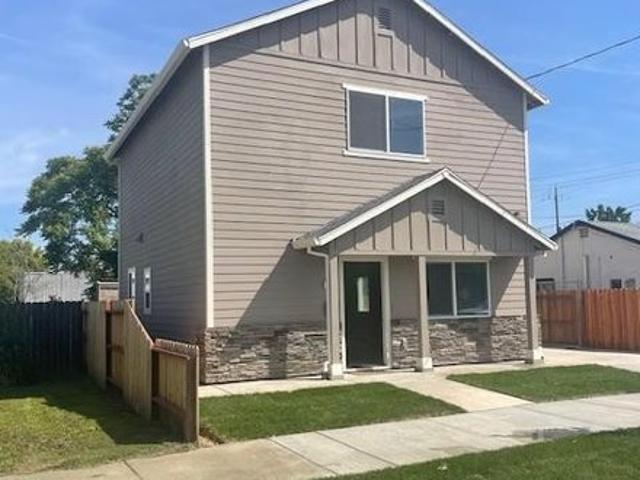 105 2nd St, Marysville, CA 95901