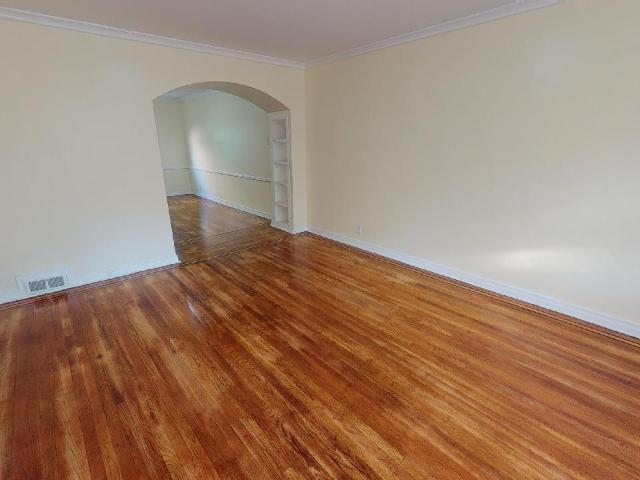 105 4 th Road