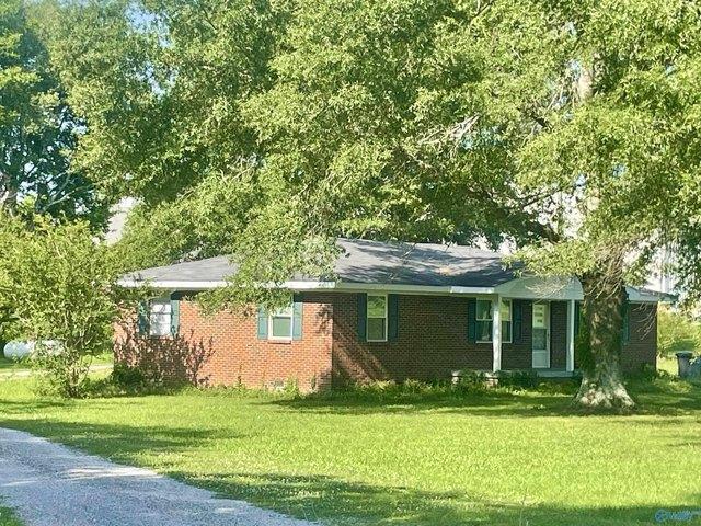 105 County Road 185, Danville, AL 35619
