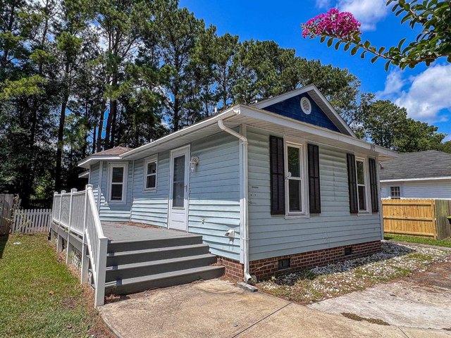 105 Countryside Dr, Myrtle Beach, SC 29579