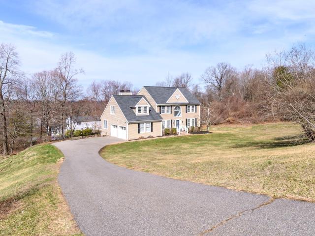 105 Coventry Lane