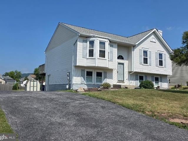 105 Colliery Dr, Thurmont, MD 21788