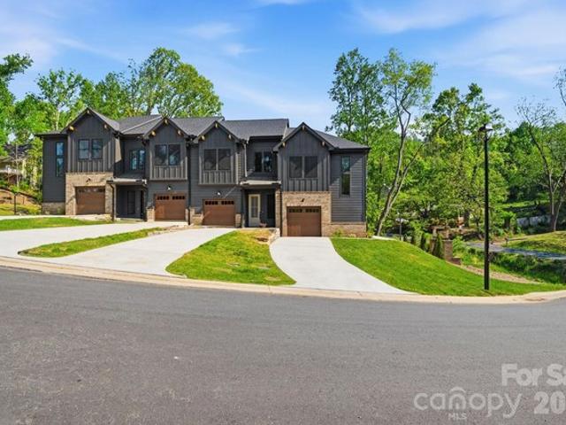 105 Collin Pl Unit 2, Asheville, NC 28804