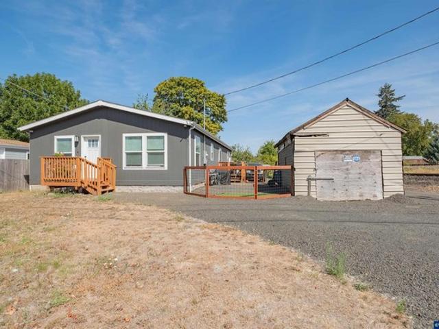 105 Columbus St NE, Albany, OR 97321