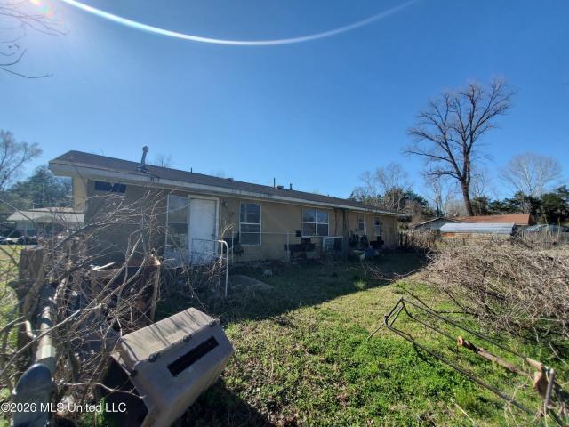 105 Cairo Drive