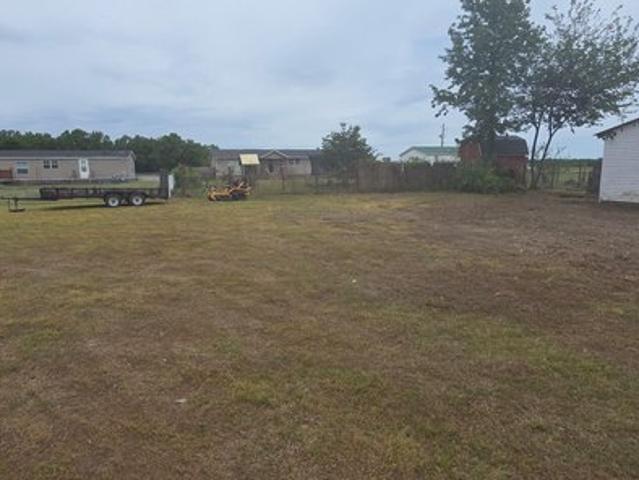 105 Carla Ann Dr, Pikeville, NC 27863