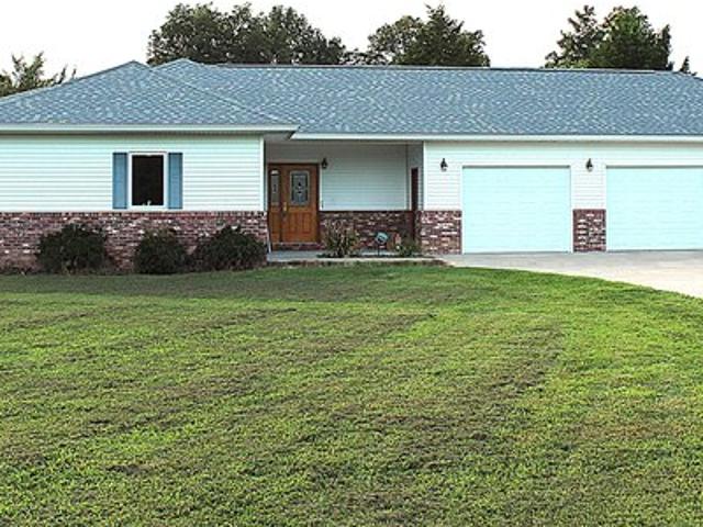 105 Cedar Creek Cv, Kevil, KY 42053