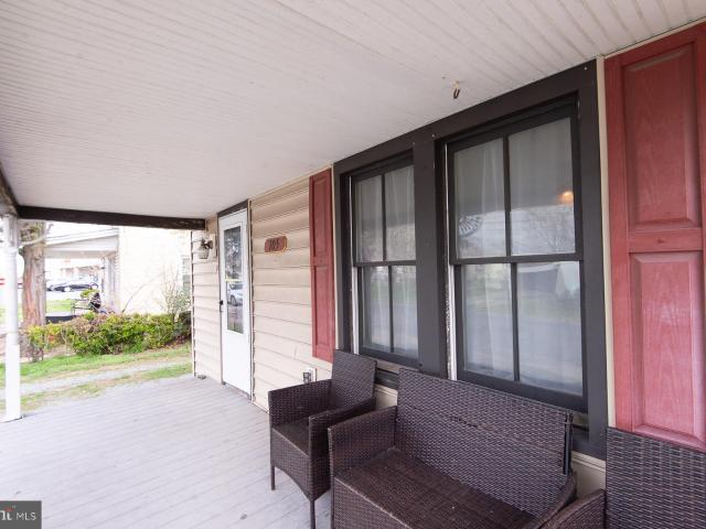 105 Center St, Hurlock, MD 21643 | MLS #MDDO2011