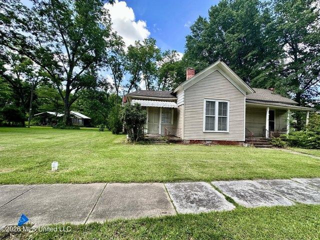 105 Church St, Senatobia, MS 38668