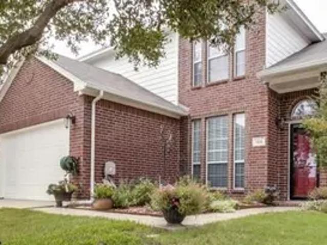 105 Chinos Trl, 3 beds, 3 full baths