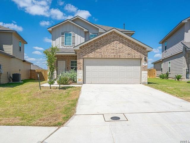 105 Chipping Aly, Floresville, TX 78114