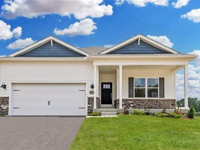 105 Claireview Dr, Carnegie, PA 15106