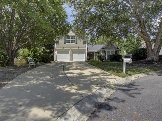 105 Creek Side Ct, Lexington, SC 29072