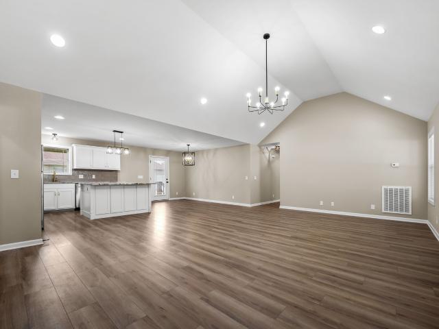 105 Cumberland Ct