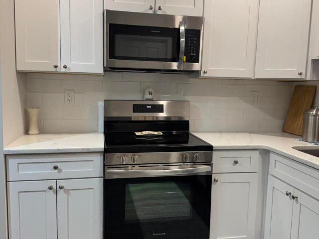 105 Amberly Dr, Unit G, Manalapan, NJ 07726 | MLS #22619