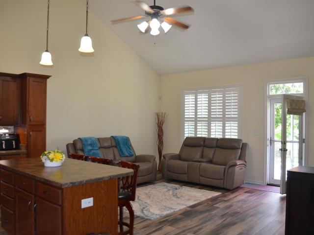 105 Annalise Dr