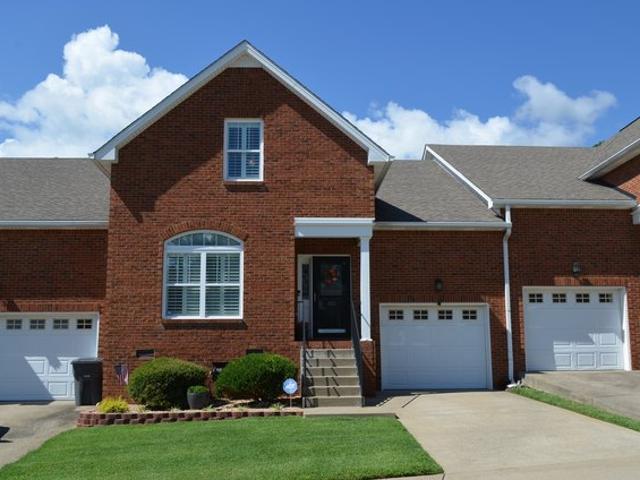 105 Annalise Dr, Clarksville, TN 37043