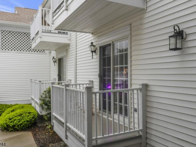 105 Alexandria Way
