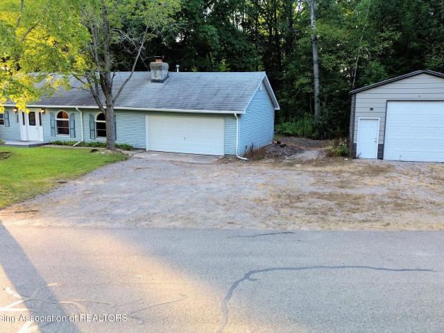 105 Algon Drive