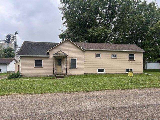 105 Allen St, Bayard, IA 50029