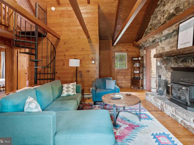 105 Apache Trail, Winchester, VA 22602 | MLS #VAFV2040 | Compass
