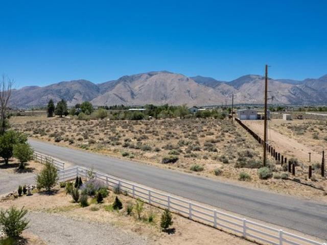 105 Artist View Rd, Smith Valley, NV 89444