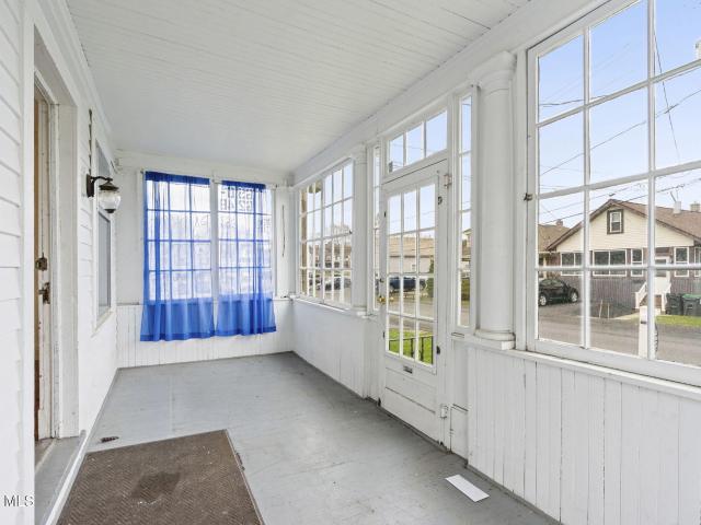 105 Arcadia Avenue