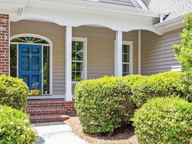 105 Arcadia Lane