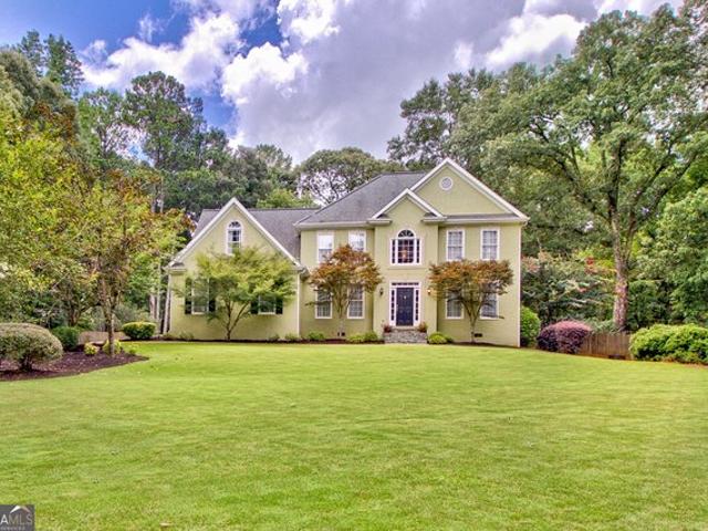 105 Arlington Trce, Fayetteville, GA 30215