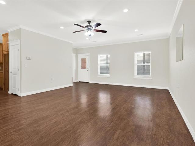 105 Ashlyn Ct, Whitesboro, TX 76273 | MLS #21228 | Compass