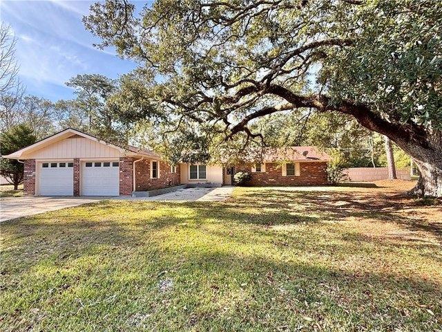 105 Athene Dr, Slidell, LA 70460