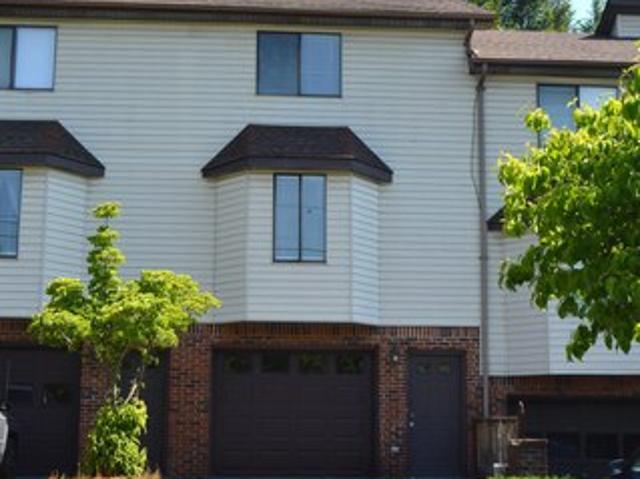 105 Autumn Creek Ln, Gray, TN 37615