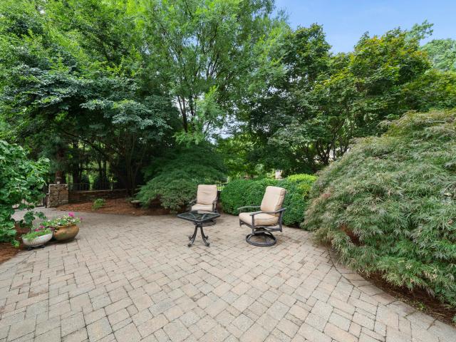 105 Botanical Way