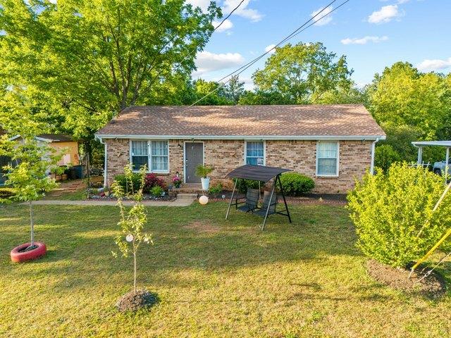 105 Bellamy Ct, Clarksville, TN 37043