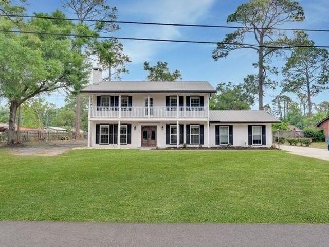 105 Belle Point Pkwy, Brunswick, GA 31525